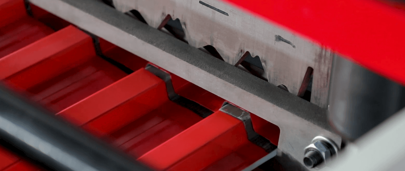 Innovative Double-blades cutter Technology in Australian-Style Roller ...